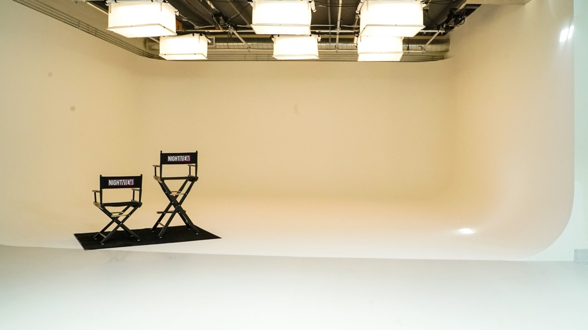 Cyc Wall Systems – All your Cyclorama Wall Needs